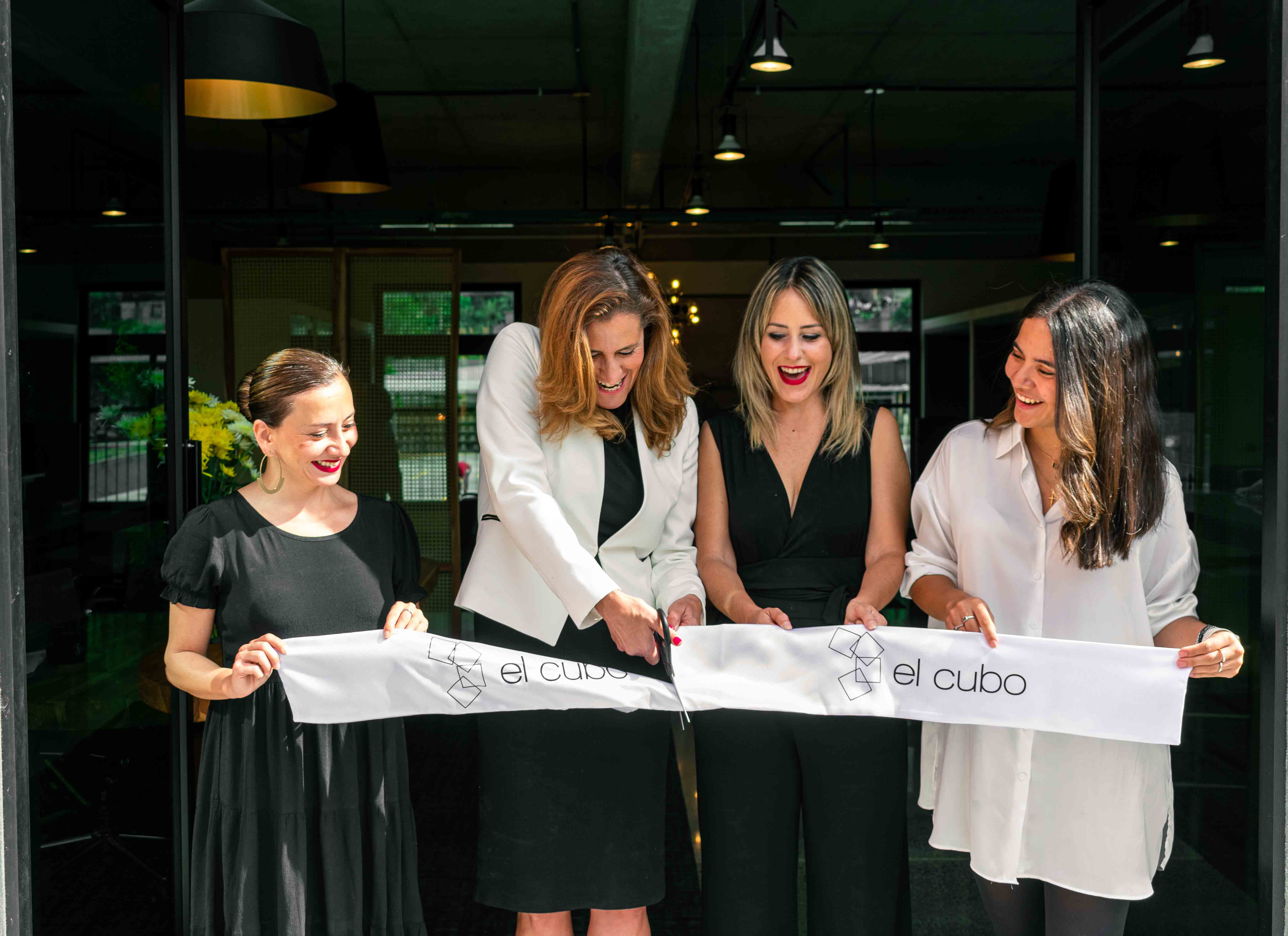 Inauguran EL Cubo Center, el coworking de talla mundial ubicado a 5 ...